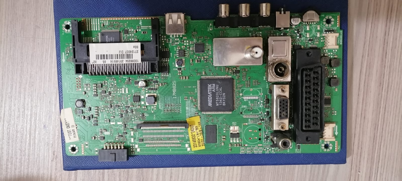 17MB82S E153302 TV Tv Yedek Parça